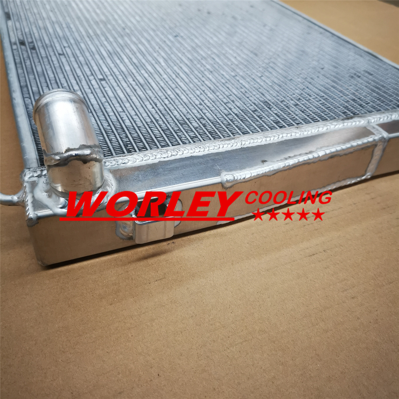 ALUMINUM RADIATOR FOR BMW 2500-2800 M30 1968-1976 MANUAL 69 70 71 72 73 ...